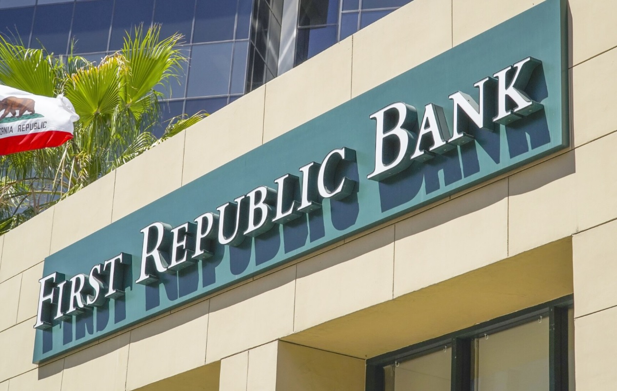 First Republic Bank op het nippertje gered - FM.nl - Financieel Management