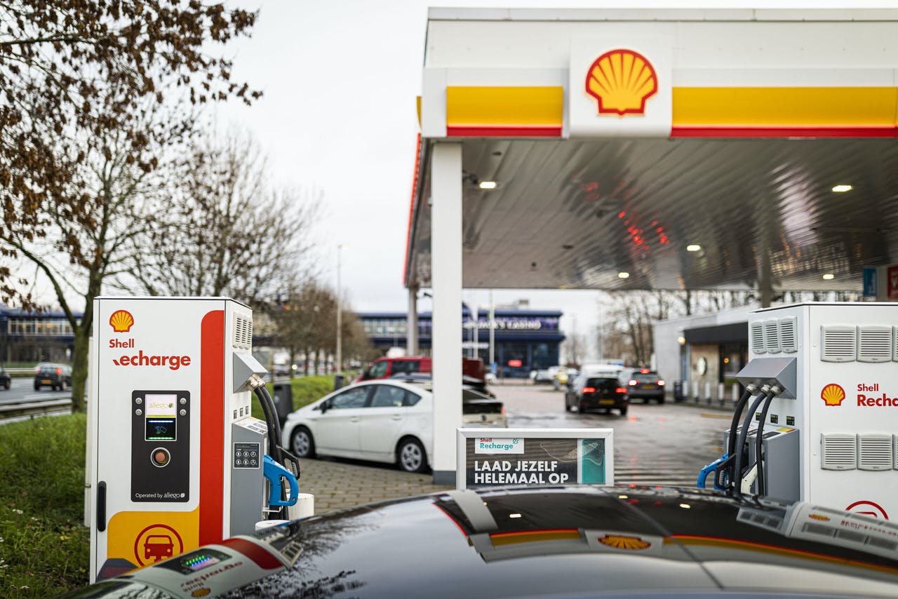 Shell schrapt 20 procent banen bij overnameteam - FM.nl - Financieel ...